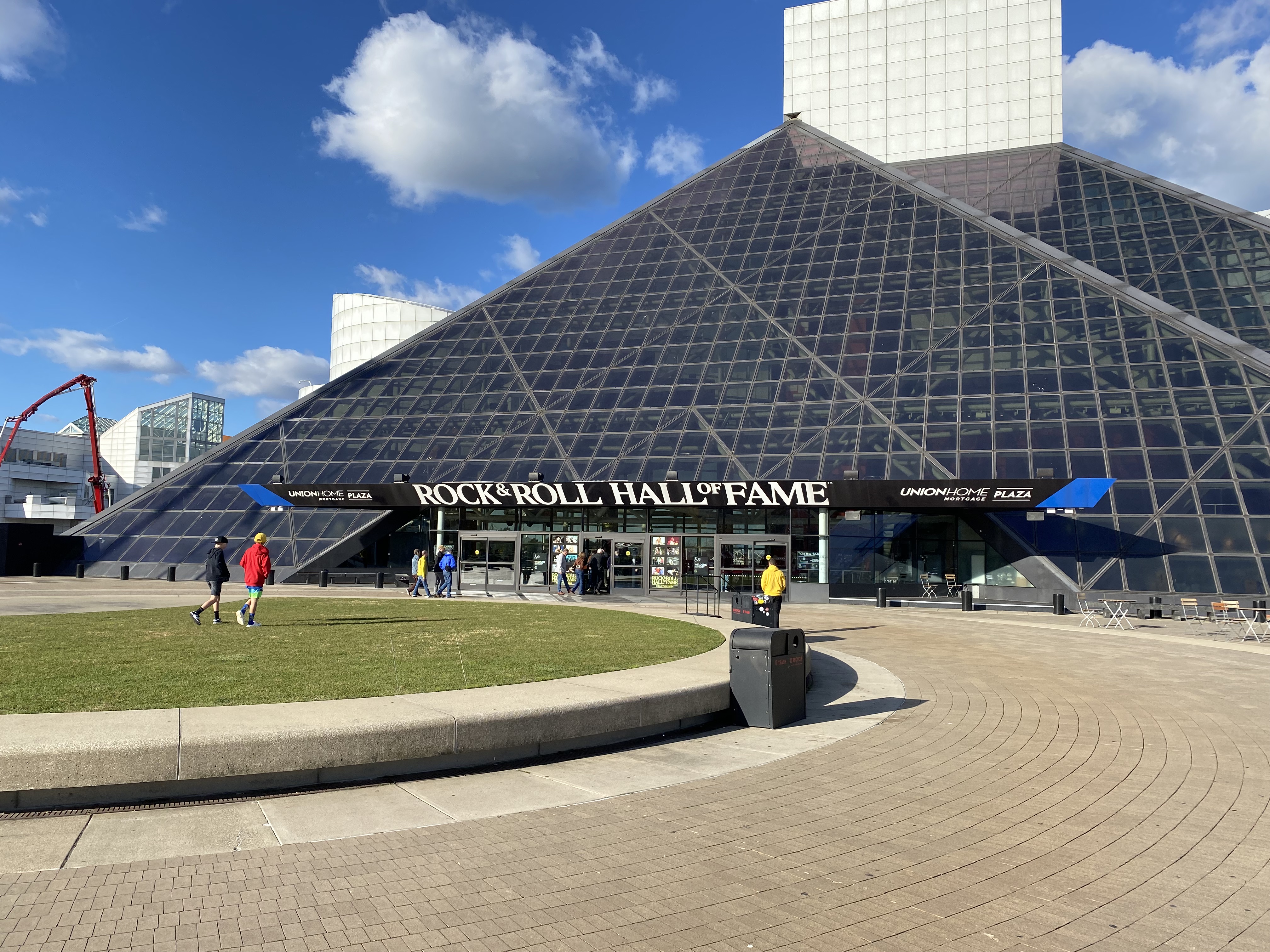 Rockin’ Thursday XXXVIII and Rock & Roll Hall of Fame Visit – Thoughts ...